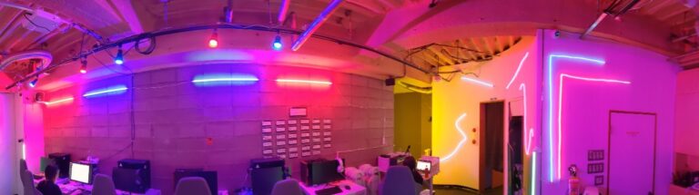 クリエイター、ゲーマー向け防音室【Proof Qube】 | 新潟eスポーツバープロジェクト e-spopia